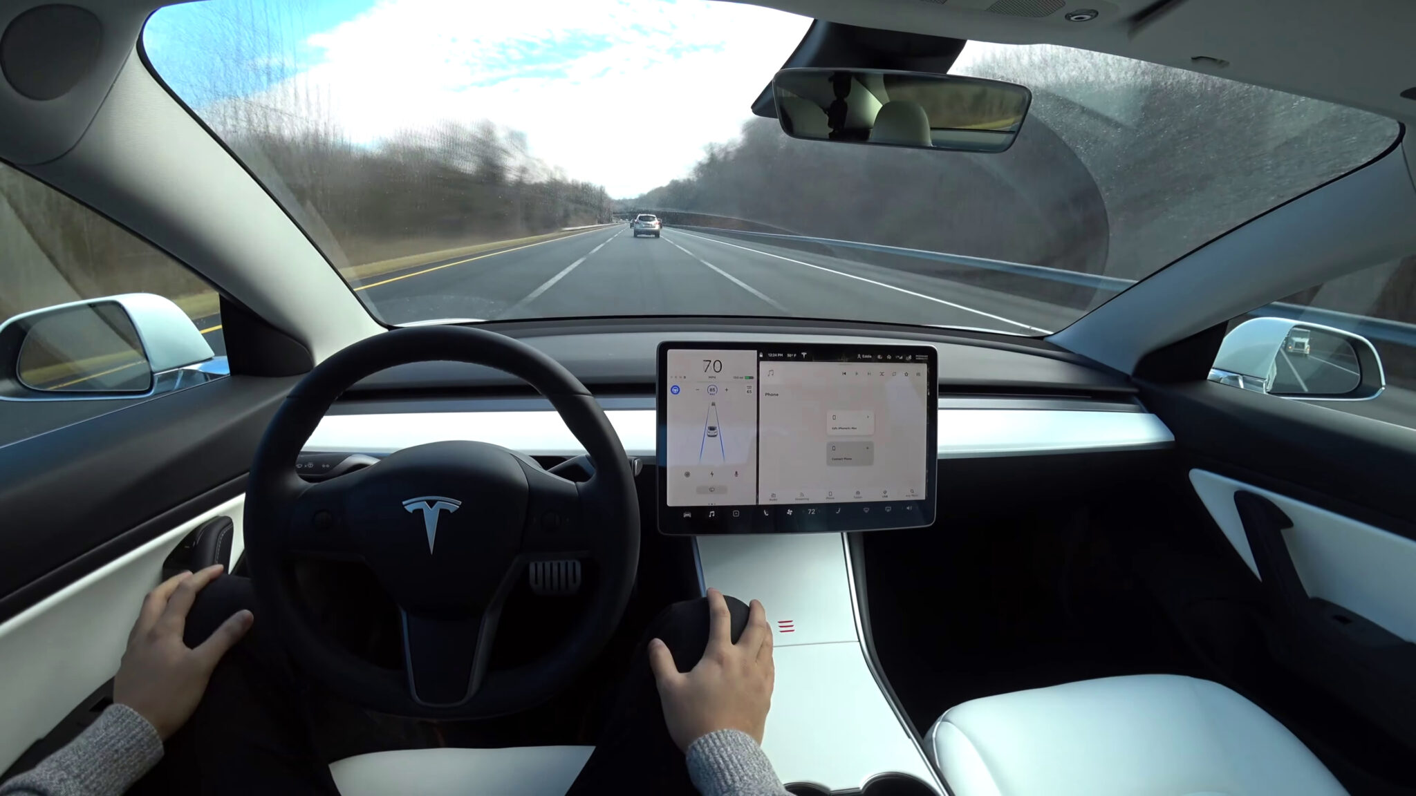 Class Action Lawsuit Tesla Isnt Telling Customers About Sudden